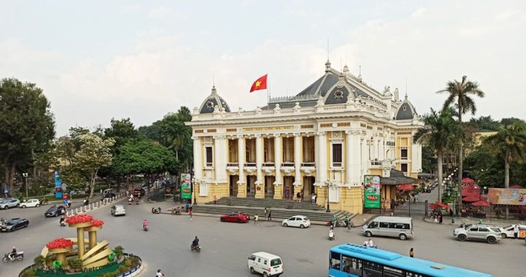 Hanoi Opera House: A splendid renowned building in Hanoi